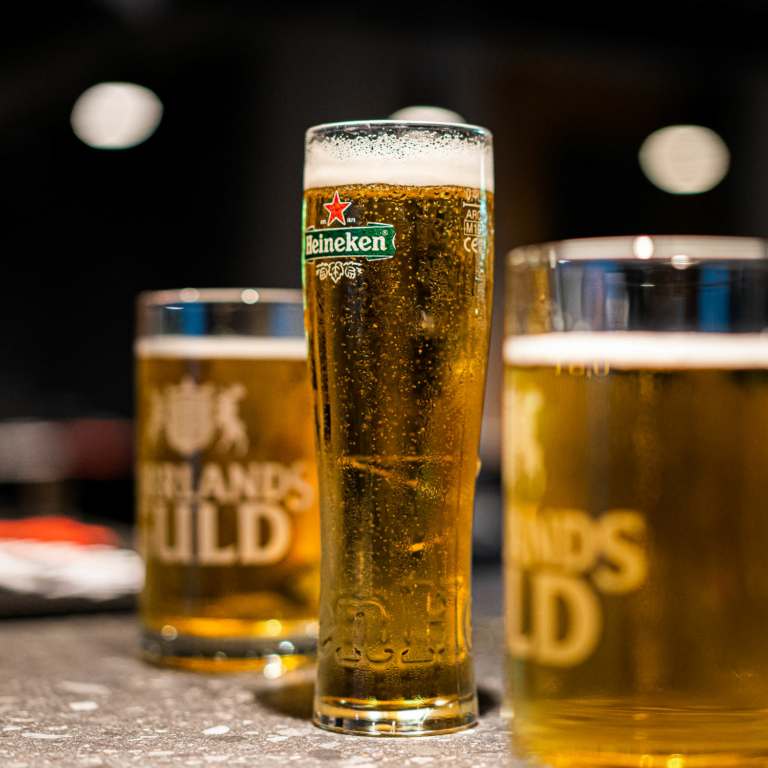 Vår bistro och bar på LOFT - Mat, dryck & alkoholtillstånd